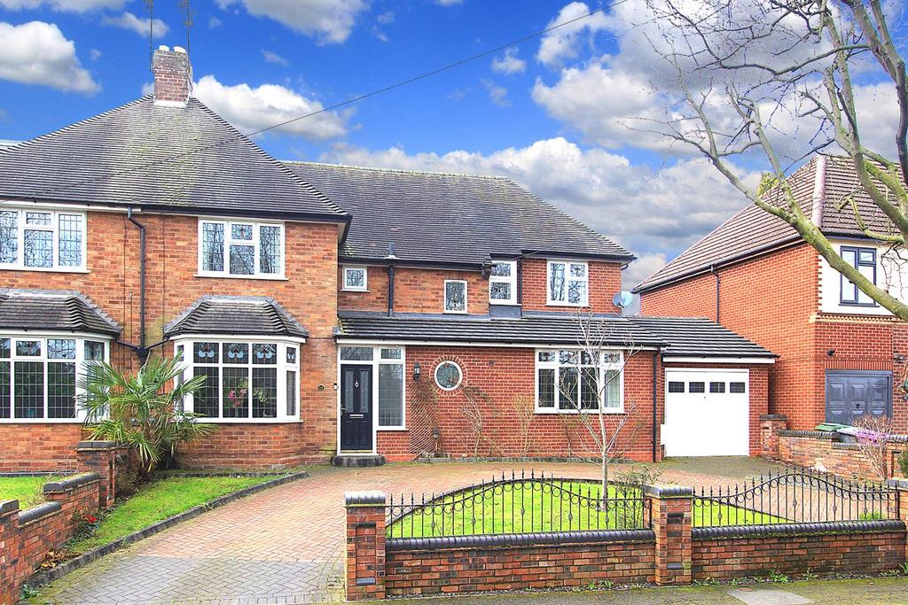 LOWER PENN, Springhill Avenue 5 bed semi-detached house - £1,795 pcm (£ ...