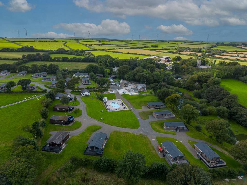 Otterham Cornwall 2 bed lodge - £179,999