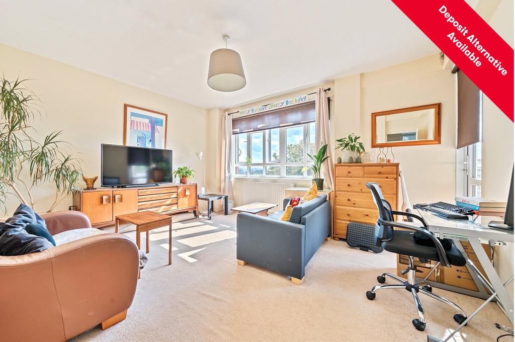 Albert Drive, London SW19 3 bed apartment - £2,250 pcm (£519 pw)