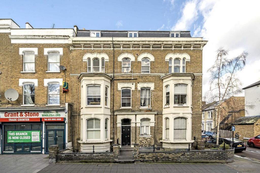 Churchfield Road, London W3 2 bed flat for sale - £475,000