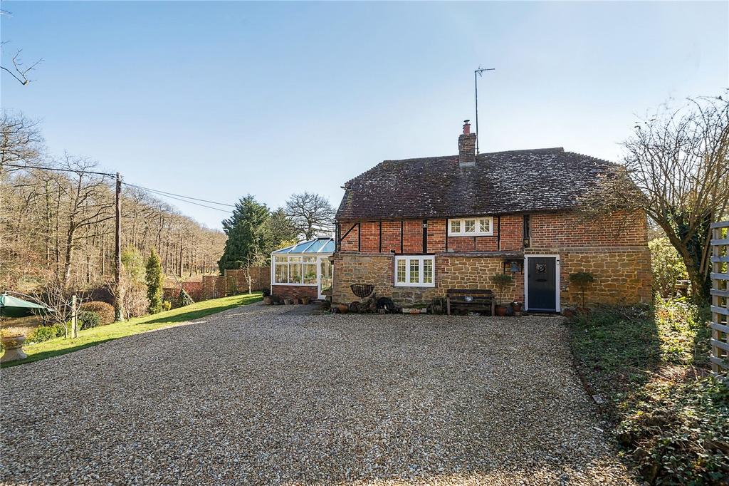 Fittleworth Road, Wisborough Green... 2 bed detached house for sale - £ ...