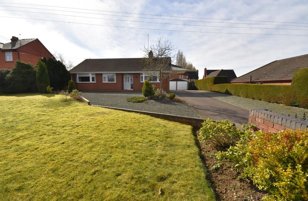 Fauls Green, Fauls, Whitchurch 3 bed detached bungalow - £395,000