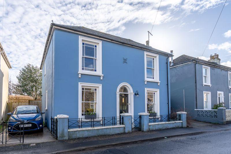 Oving Road, Chichester 3 bed detached house for sale - £600,000