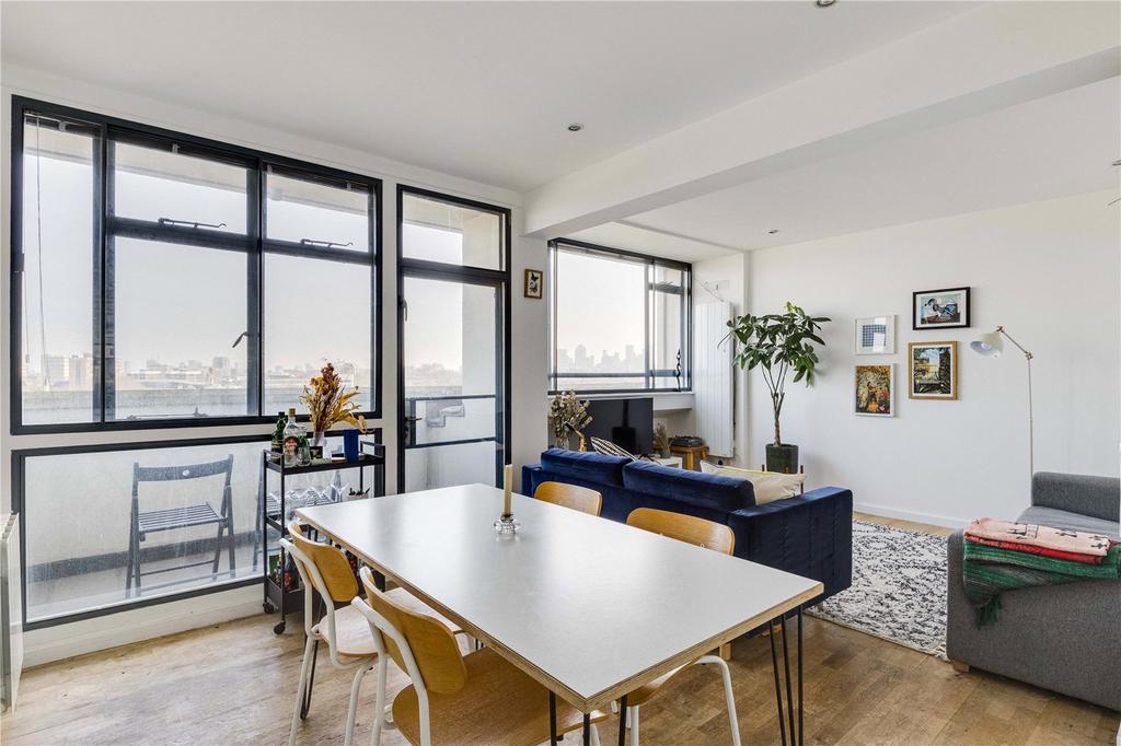 Keeling House, Bethnal Green E2 2 bed apartment for sale - £650,000