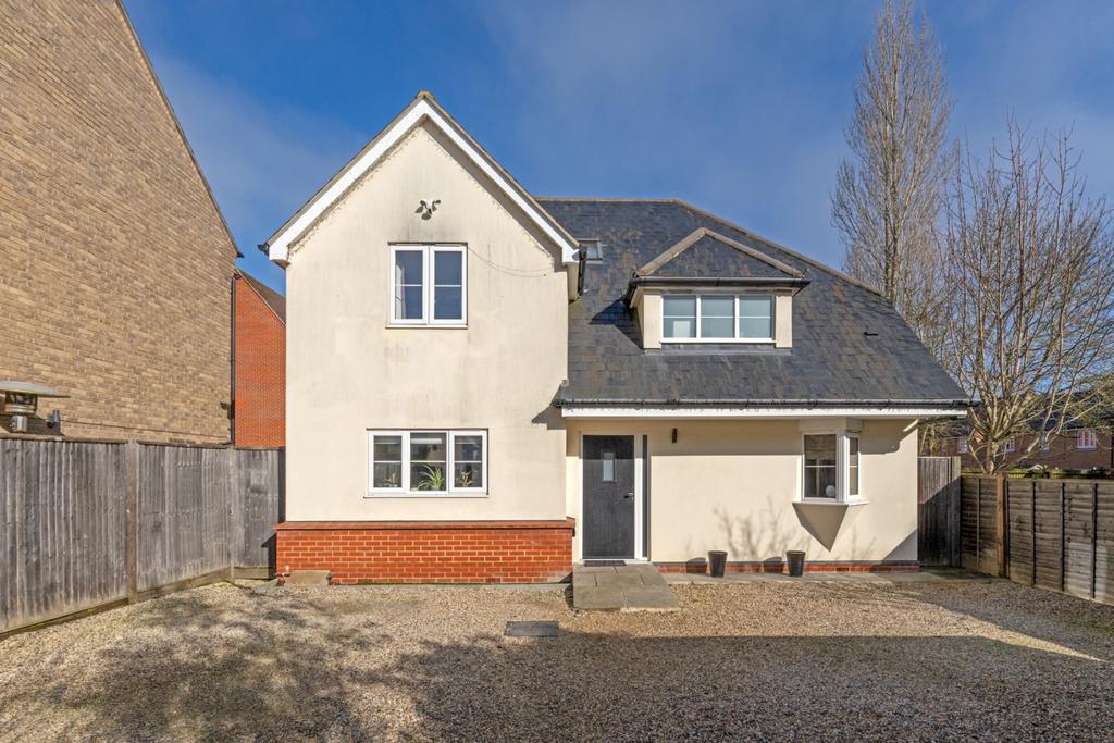 Dunmow Road, Bishop's Stortford CM22 4 bed detached house - £550,000