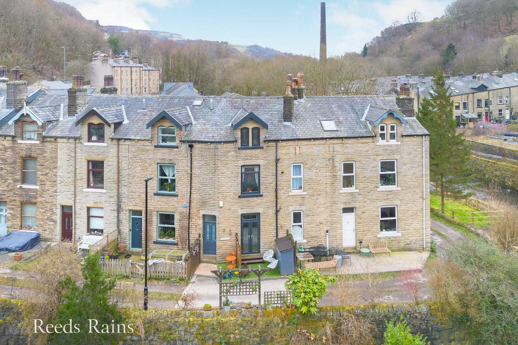 Adelaide Street, West Yorkshire HX7 3 bed terraced house for sale - £ ...