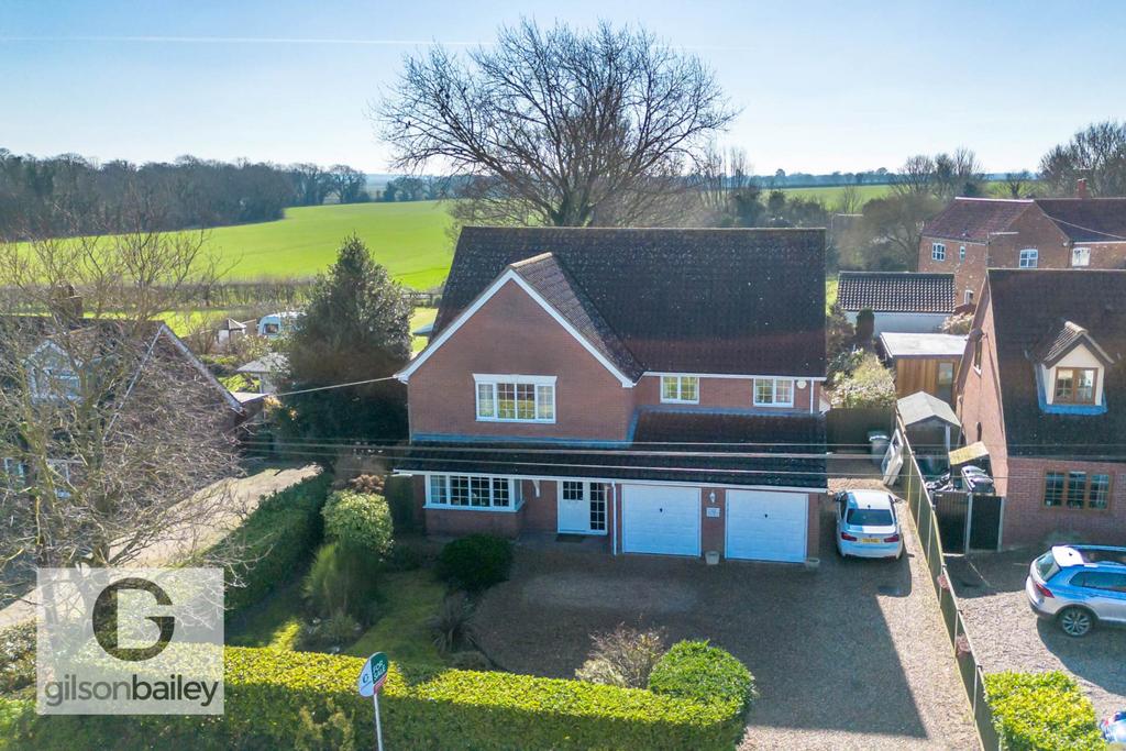 Marsh Road, Norwich NR13 4 bed detached house for sale - £650,000