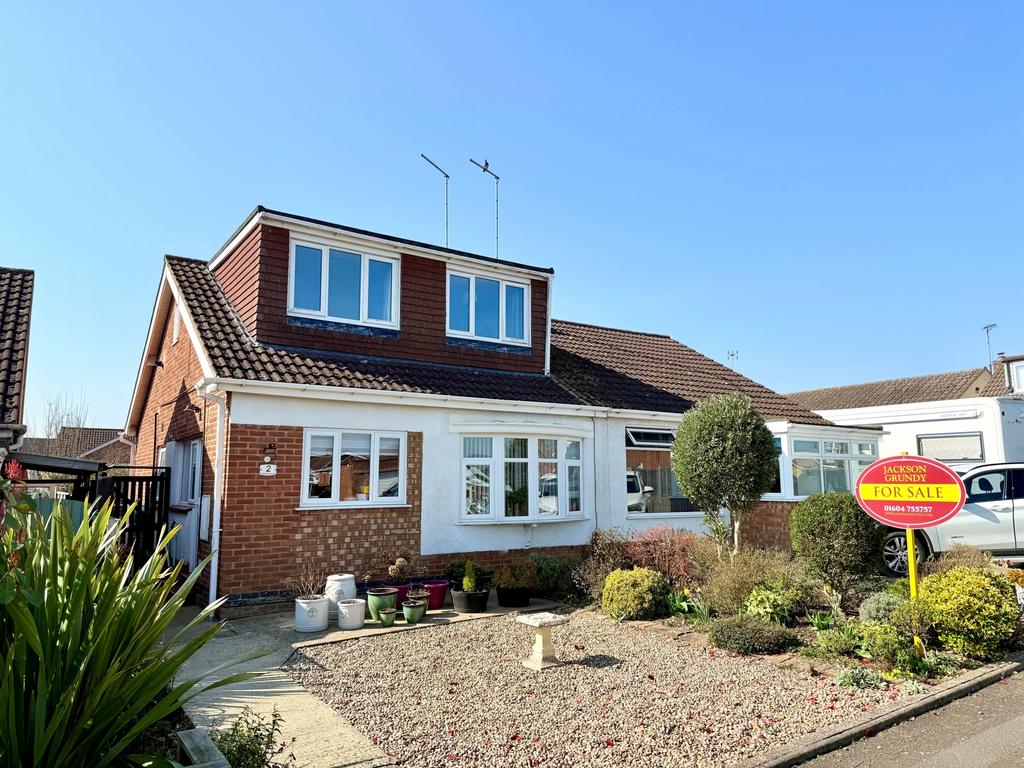 Holmwood Close, Duston, NN5 6QN 3 bed semi-detached house for sale - £ ...