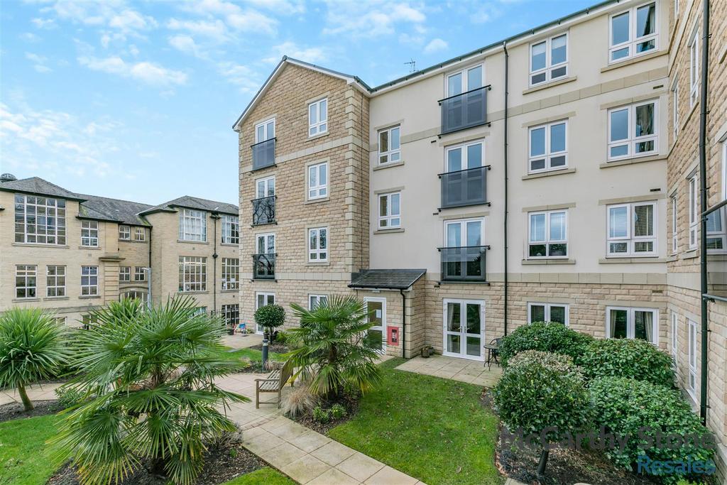 Hepworth Court, Parsonage Lane... 1 bed apartment - £175,000