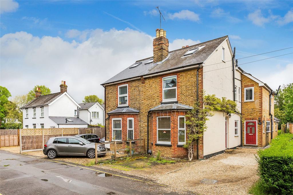 Horsell Moor, Horsell GU21 5 bed semi-detached house - £825,000