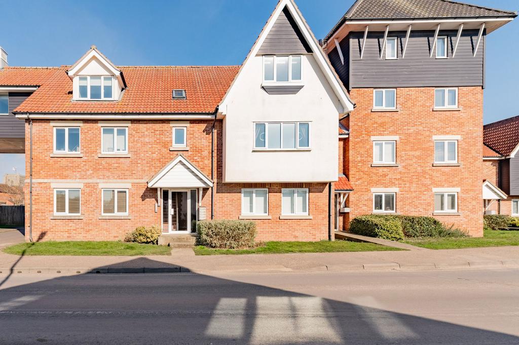 Old Market Road, Stalham 2 bed apartment for sale - £135,000