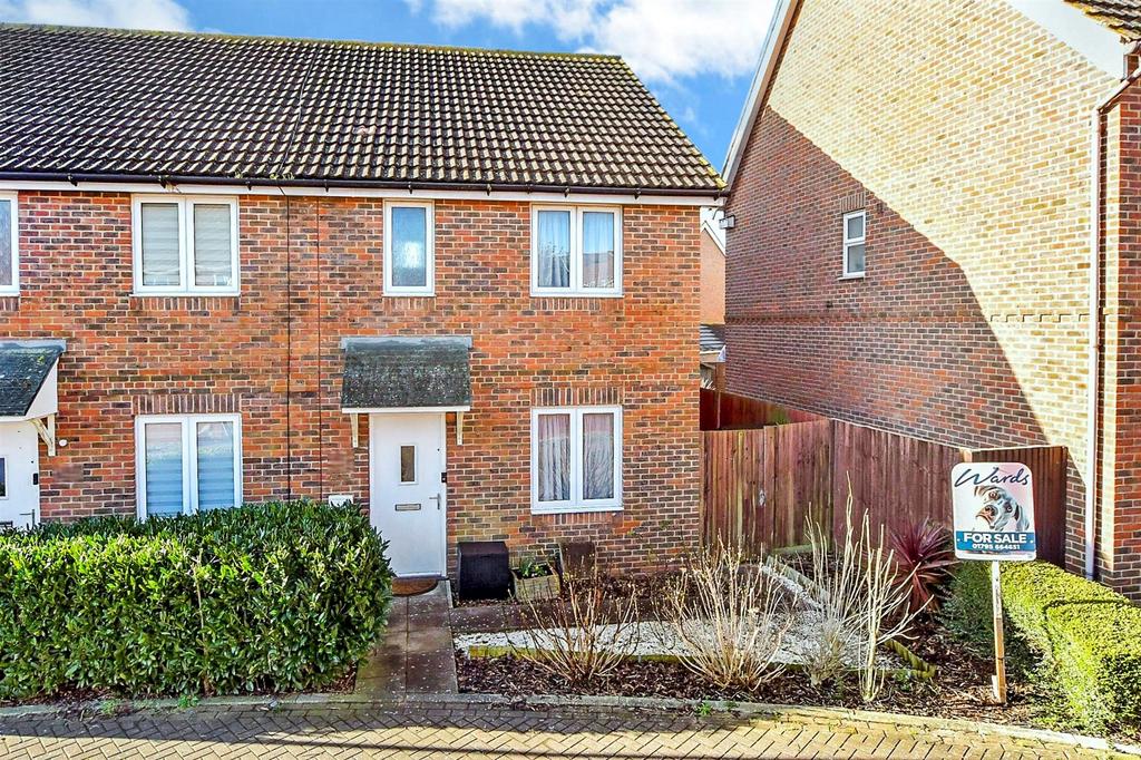 Mallow Road, Minster-On-Sea... 3 bed end of terrace house for sale - £ ...