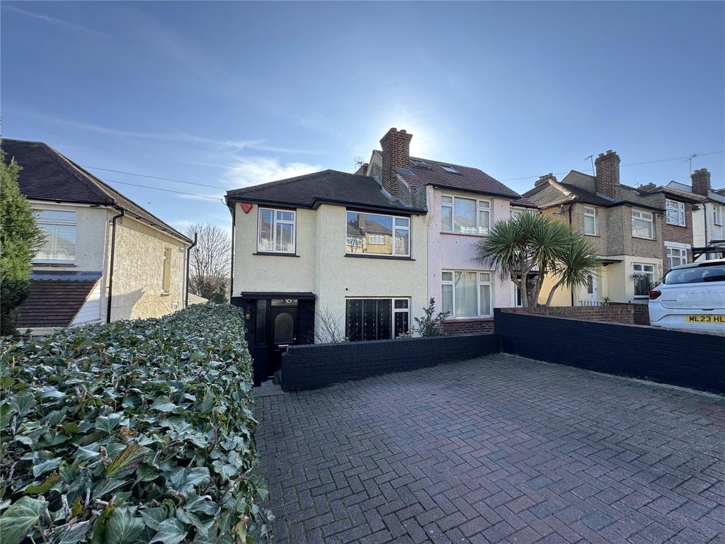 Duncroft, Plumstead, SE18 3 bed semi-detached house - £475,000