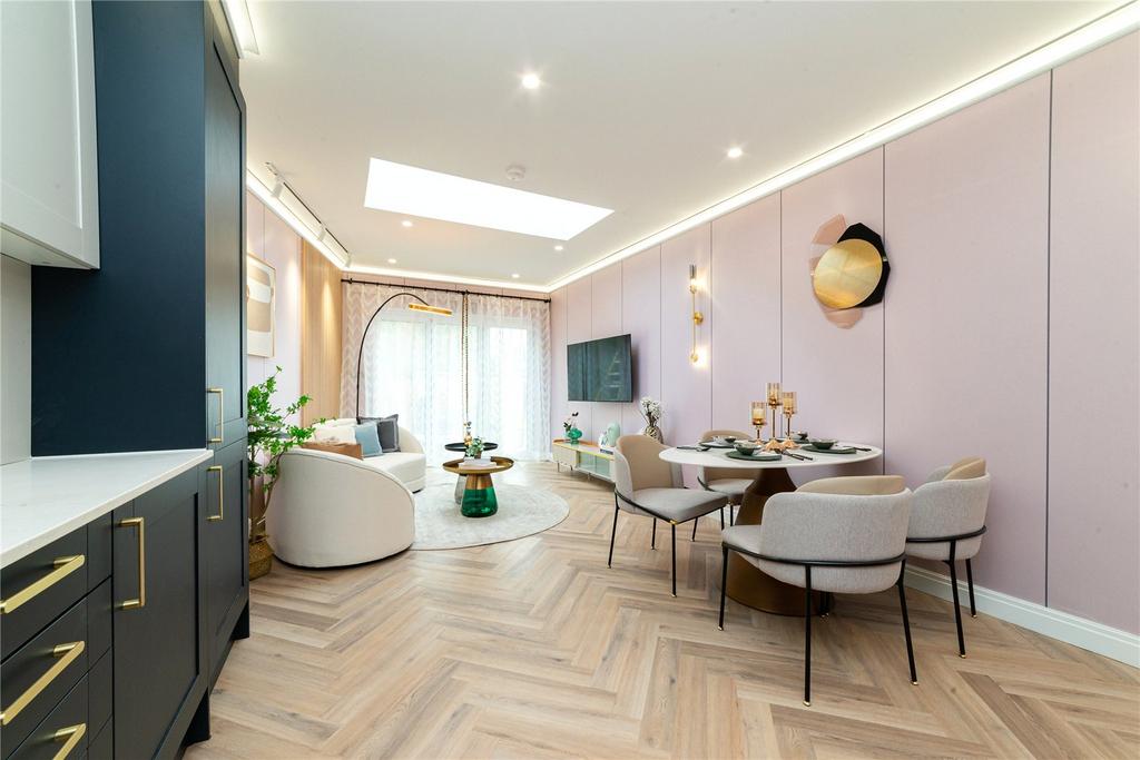 Grand Drive, Wimbledon, London, SW20 2 bed apartment for sale - £500,000