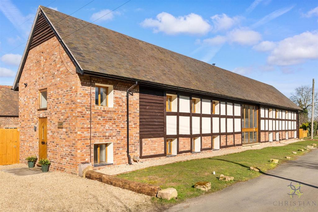 Russell Street, Great Comberton... 4 bed barn conversion for sale - £ ...