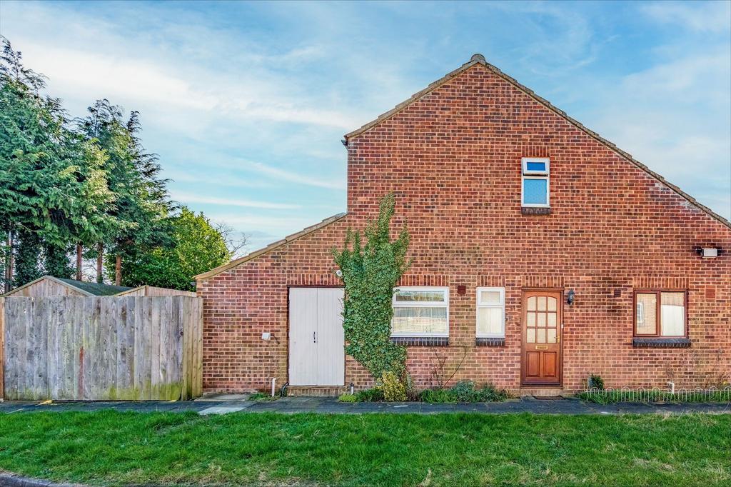 Muriel Kenny Court, Hethersett 3 bed end of terrace house for sale - £ ...