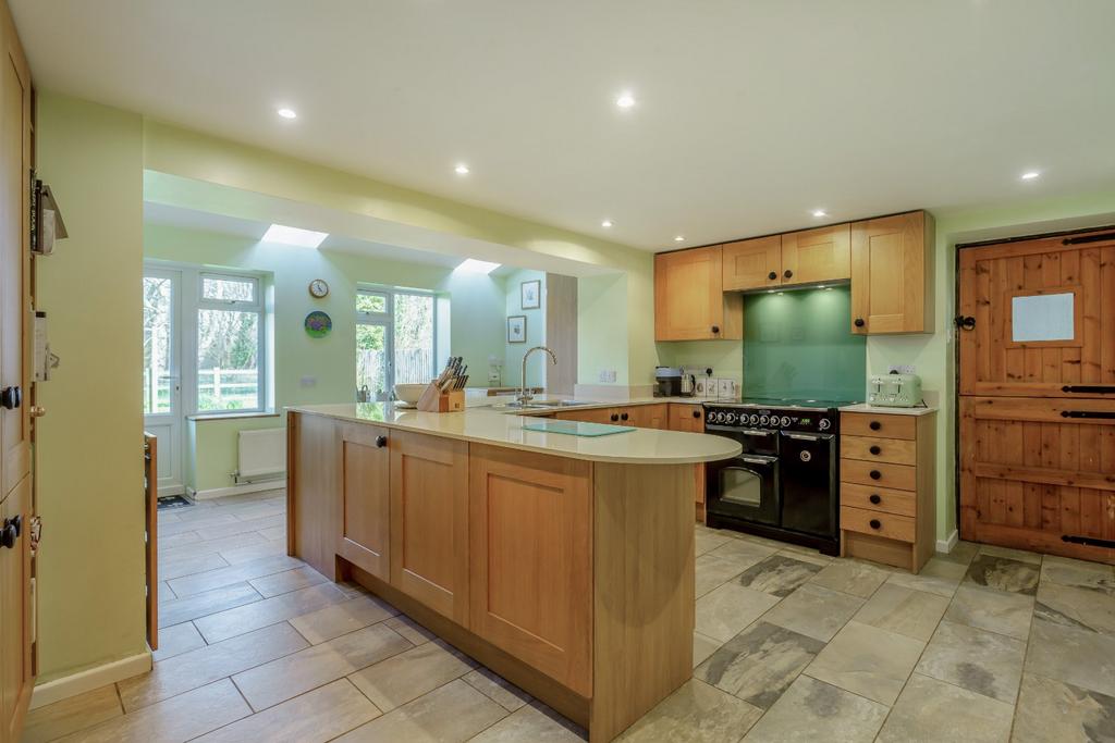 The Derry, Ashton Keynes, Swindon... 3 bed semi-detached house - £525,000