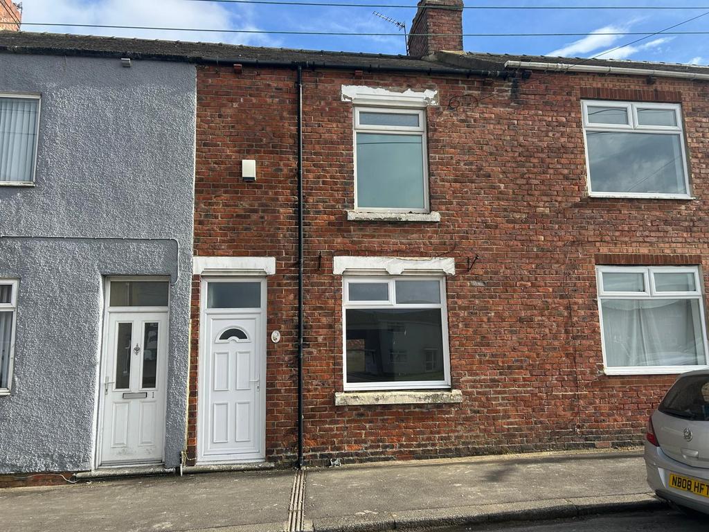 3 Hillside, Coundon, DL14 8LS 2 bed terraced house - £29,000