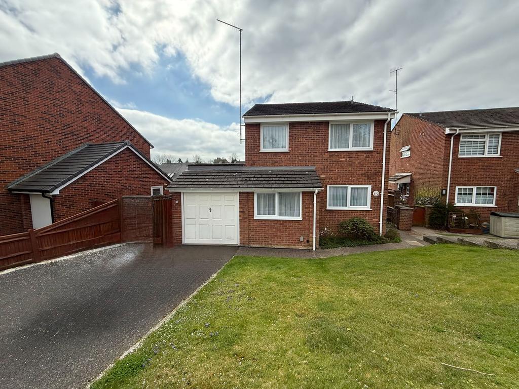 Merrion Way, Tunbridge Wells 4 bed detached house - £580,000