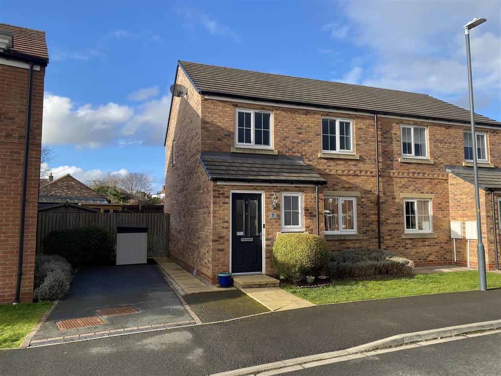 Bluebell Way, Aiskew, Bedale 3 bed semi-detached house for sale - £230,000
