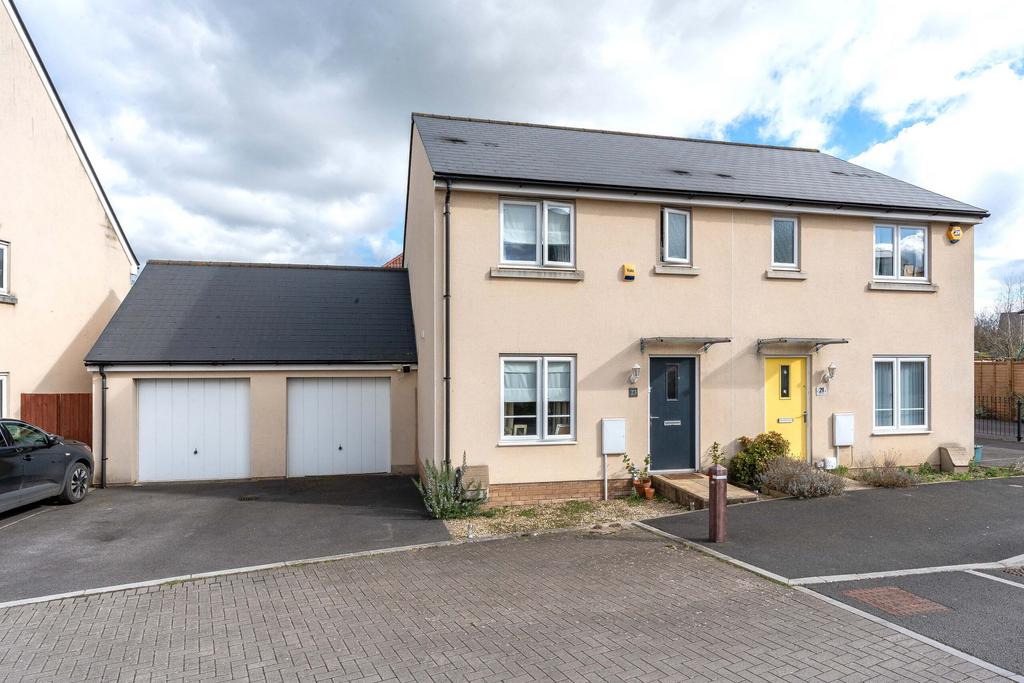Lyde Green, Bristol BS16 3 bed semi-detached house for sale - £375,000