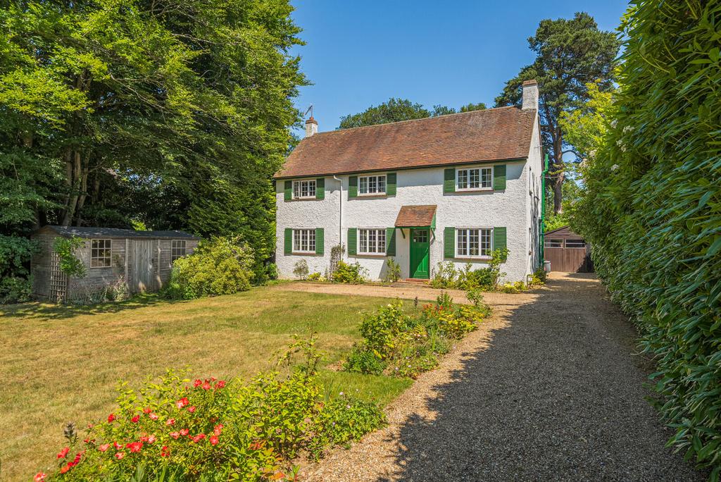 Wonham Way, Peaslake, GU5 4 bed detached house for sale - £900,000