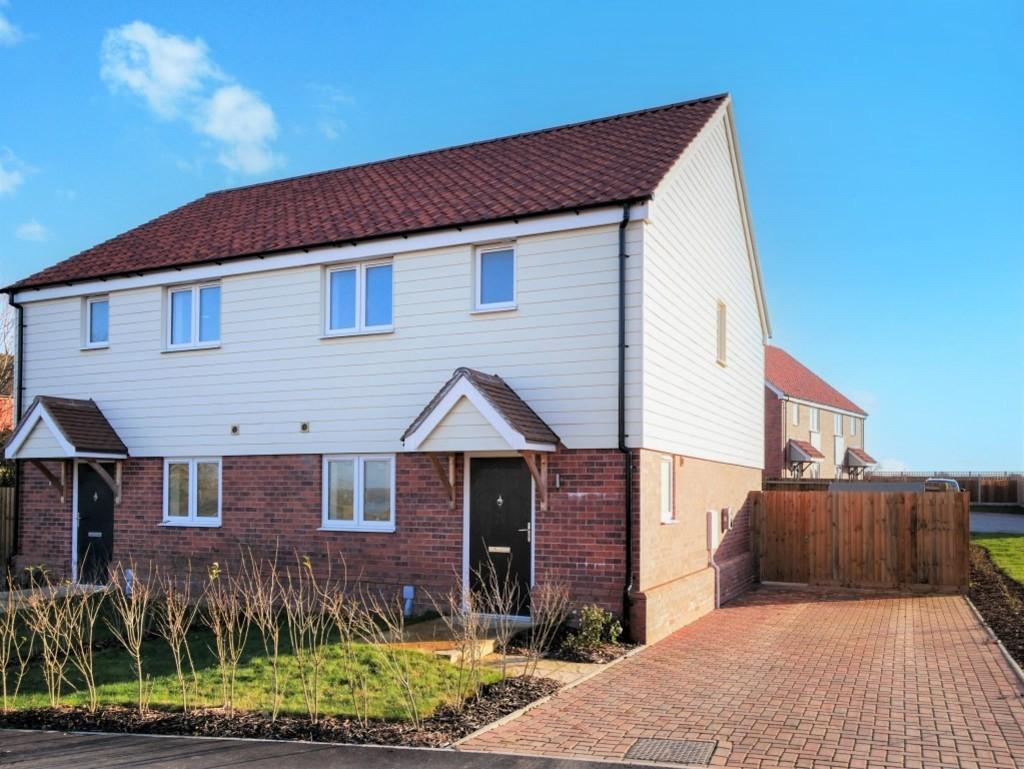 Spalding Way, Chelmondiston 2 bed semi-detached house for sale - £300,000