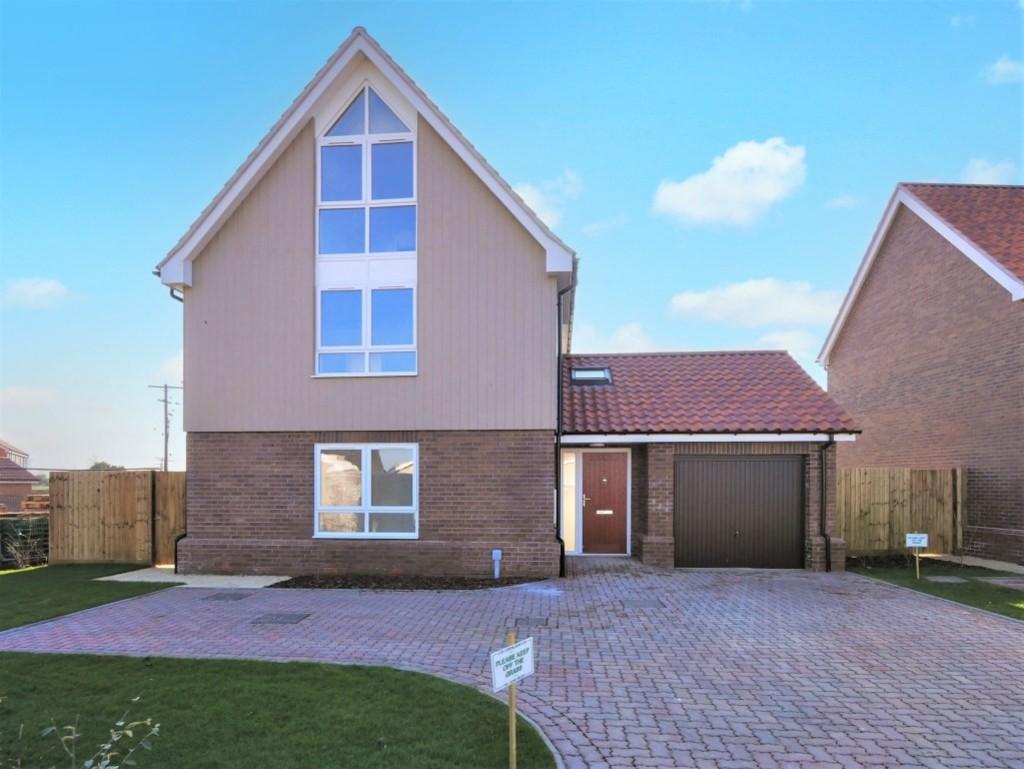 Spalding Way, Chelmondiston 4 bed detached house - £650,000