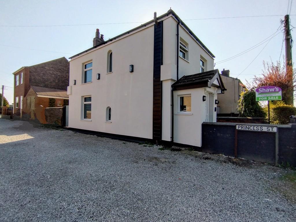 Jamage Road, Talke Pits, Stoke-on-Trent 2 bed detached house for sale ...