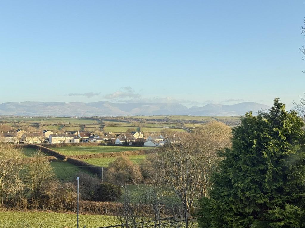 Talwrn, Llangefni, LL77 3 bed detached house - £395,000
