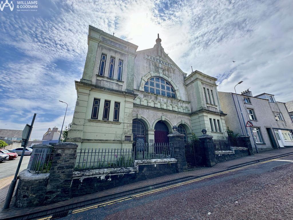 Thomas Street, Holyhead, LL65 Property - £55,000