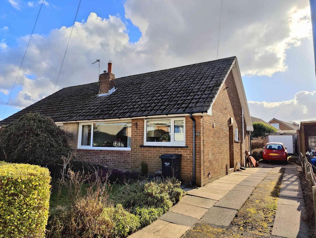 Reins Road, Brighouse HD6 2 bed semi-detached bungalow for sale - £190,000