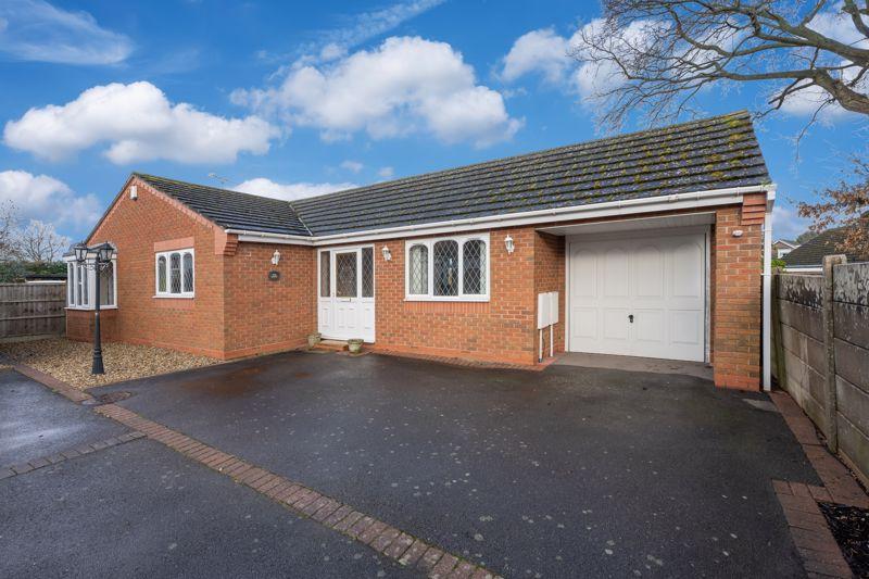 Summerhill, Kingswinford 2 bed detached bungalow - £300,000