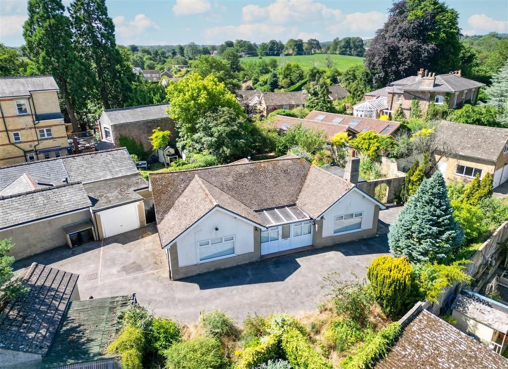 Littlethorpe Road, Ripon 3 bed detached bungalow - £580,000