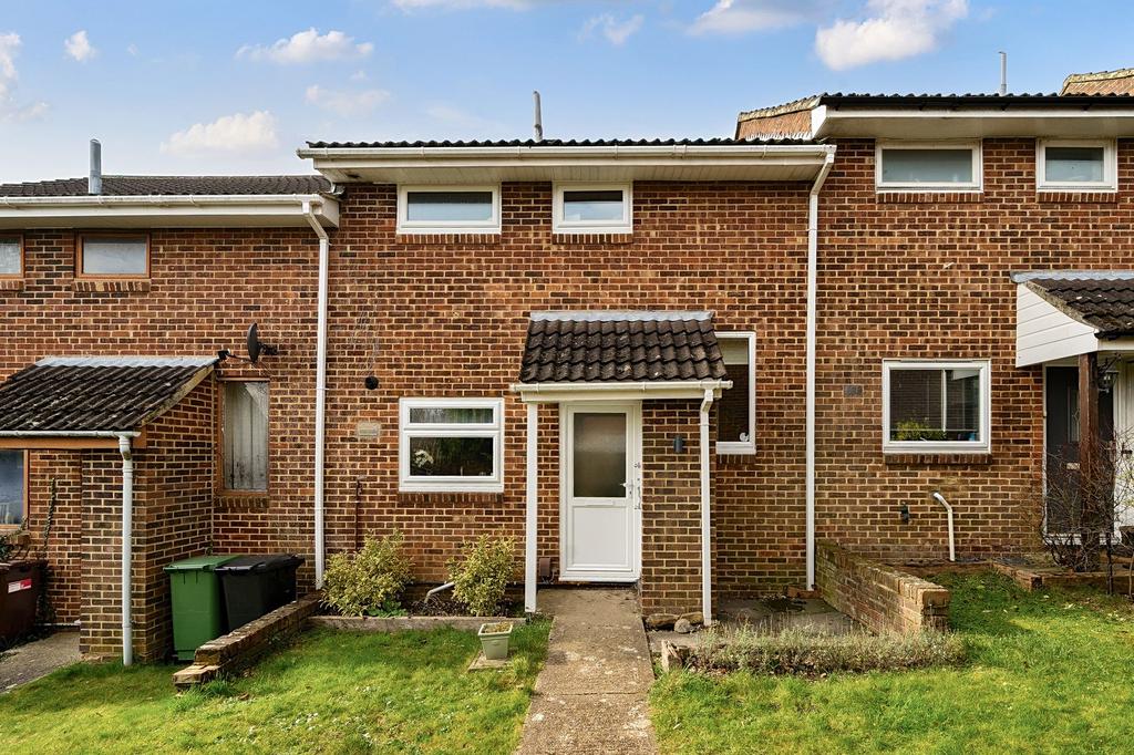 May Tree Close, Winchester, SO22 2 bed terraced house for sale - £335,000