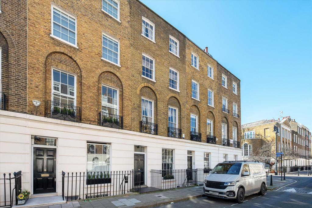 Eaton Terrace, Belgravia, London, SW1W 2 bed terraced house for sale ...