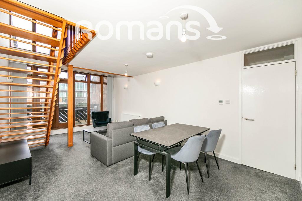 Duke Street, Reading, Berkshire, RG1 2 bed flat - £1,450 pcm (£335 pw)