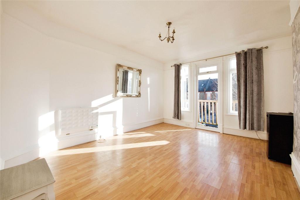 St. Marks Road, Enfield, EN1 1 bed maisonette - £230,000