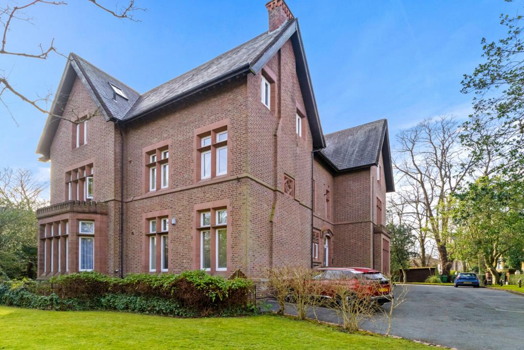 Aigburth Drive, Liverpool, L17 2 bed apartment for sale - £240,000