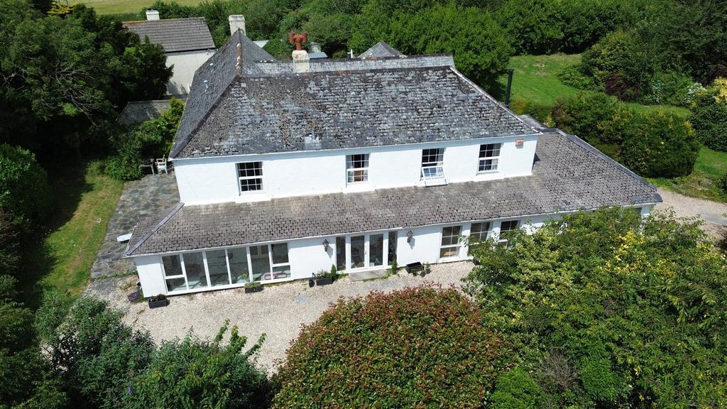 Ruan High Lanes, Truro, TR2 9 bed detached house - £1,350,000