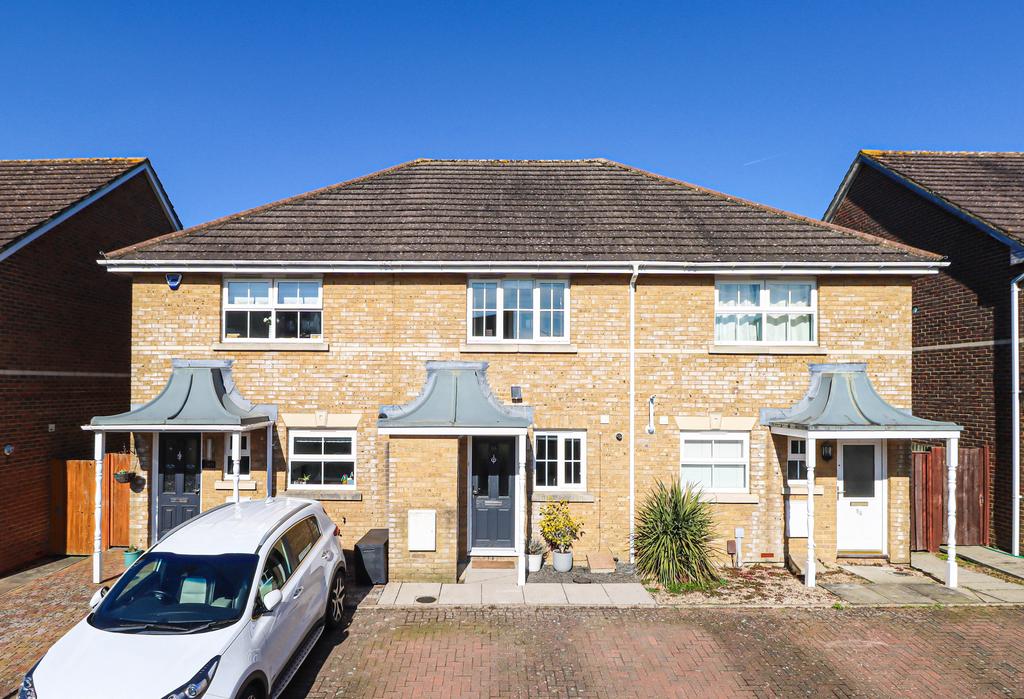 Puddingstone Drive, St. Albans... 2 bed terraced house for sale - £500,000