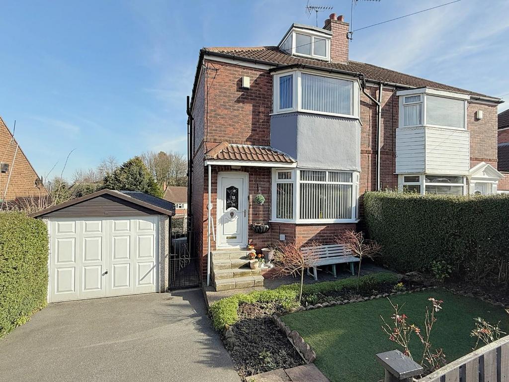 Springbank Road, Morley, Leeds 2 bed semi-detached house for sale - £ ...