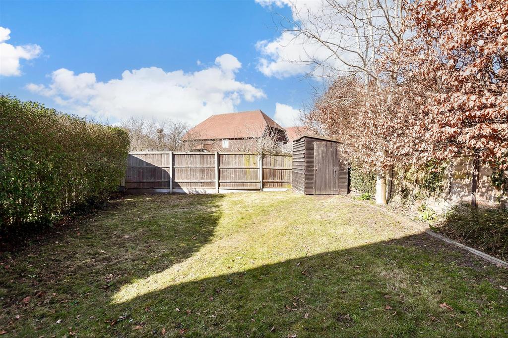 Sutton Street, Bearsted, Maidstone, Kent 2 bed semi-detached house for ...