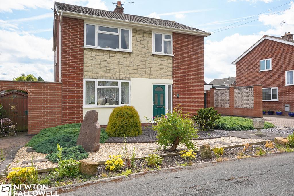 Grove Coach Road, Retford DN22 3 bed detached house for sale - £340,000
