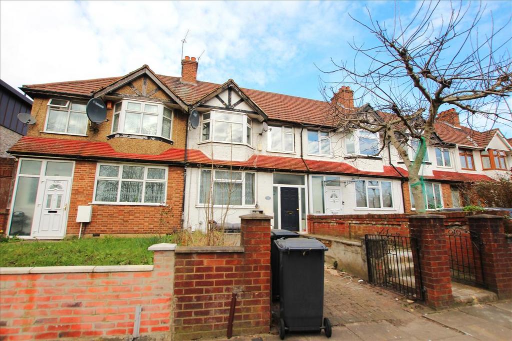 White Hart Lane, Tottenham, London, N17 2 bed flat to rent - £1,750 pcm ...