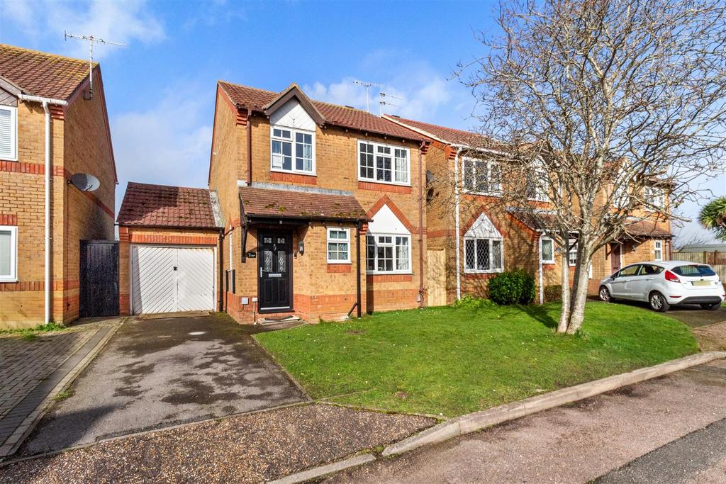 Glebeside Close, Worthing 3 bed detached house for sale - £500,000