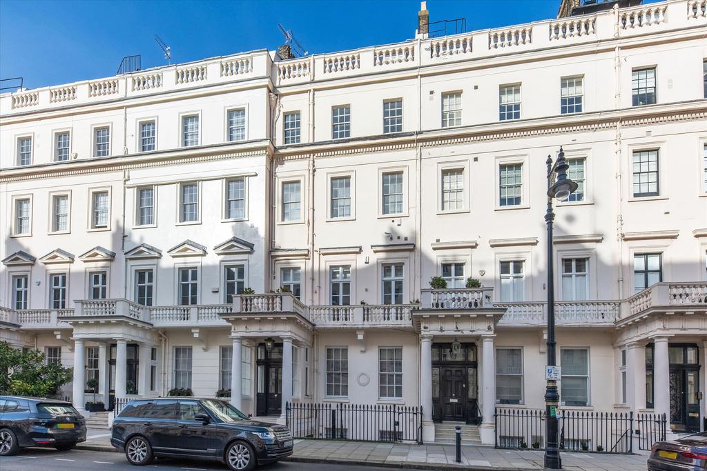 Eaton Place, London, SW1X 3 bed flat - £7,275,000
