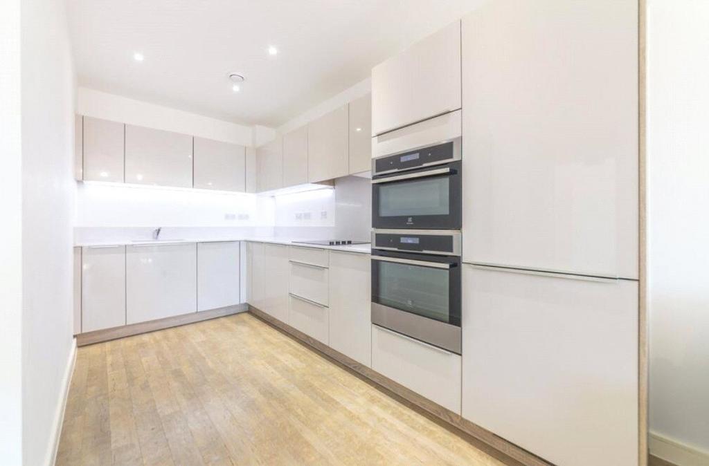 Poldo House, Cable Walk, Greenwich, SE10 1 bed apartment - £1,900 pcm ...