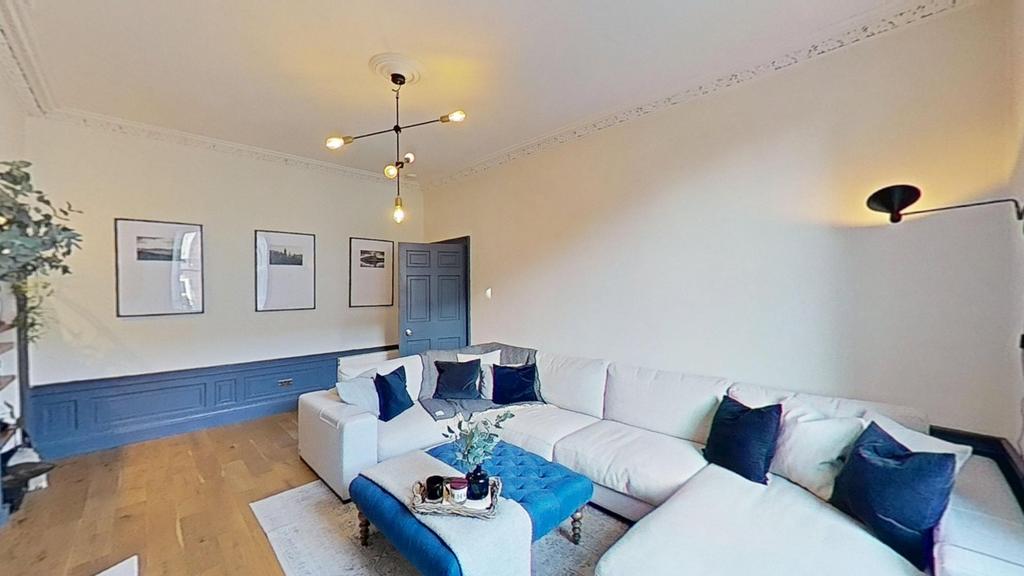 Prince Regent Street, Edinburgh... 2 bed flat - £1,500 pcm (£346 pw)