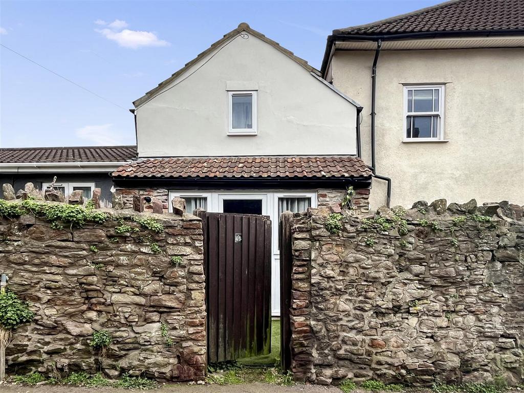 High Street, Hanham 2 bed terraced house - £190,000